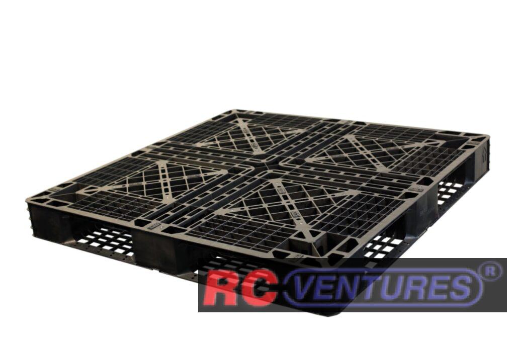 Roto Moulded & Injection Moulded Pallets for Storage & Transport